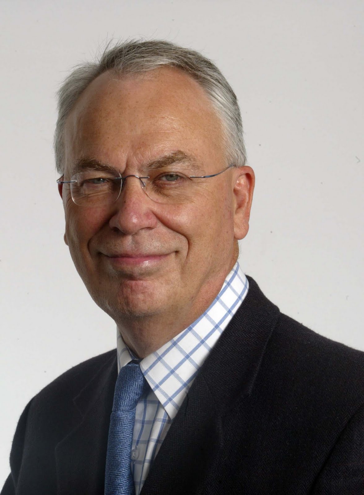 Nigel Nicholson - keynote speaker - Global Speakers Bureau