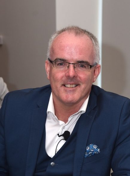 Kevin Kelly - keynote speaker - Global Speakers Bureau