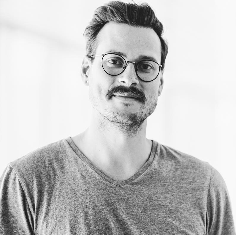 Nick Hobson - keynote speaker - Global Speakers Bureau