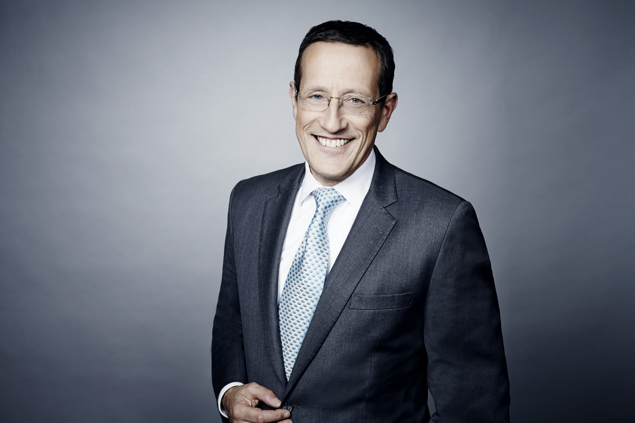 Richard Quest - keynote speaker - Global Speakers Bureau